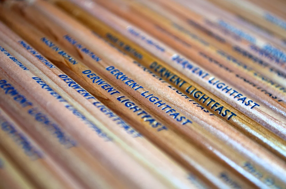 Derwent Lightfast 72 Set — The Art Gear Guide