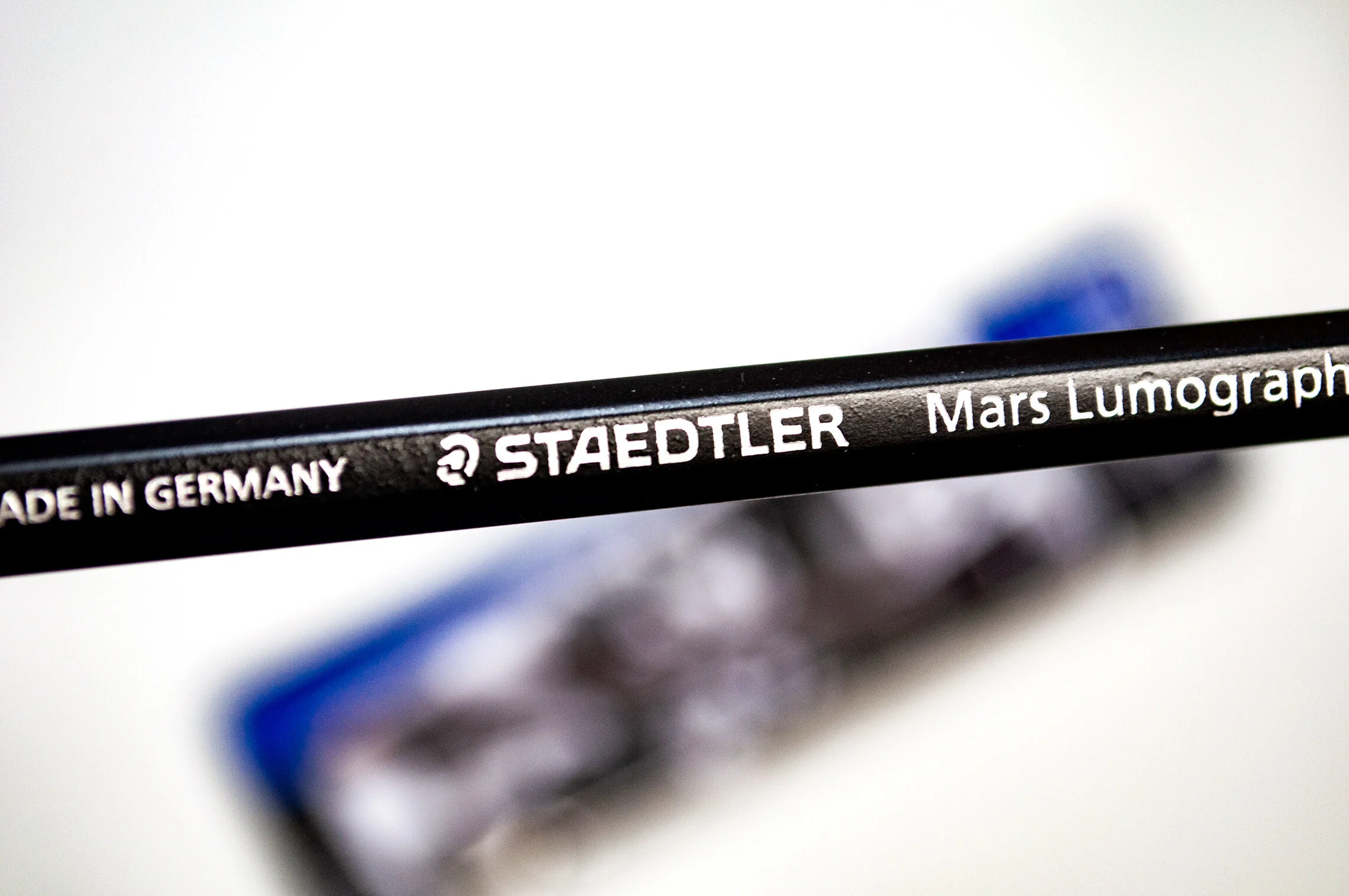Staedtler Mars Lumograph & Mars Lumograph Black Pencils Review — The Art Gear Guide