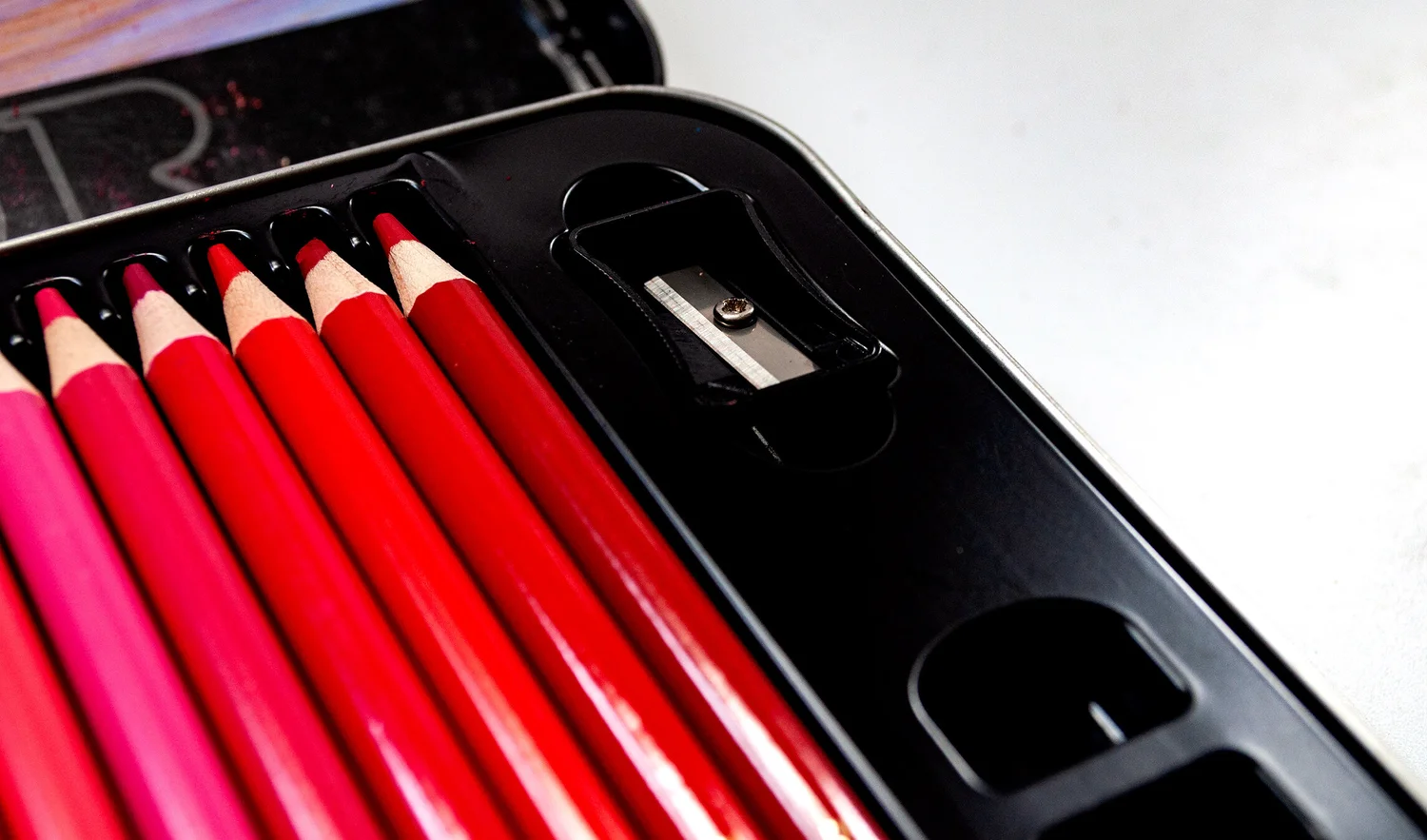 Nyoni Chinese Budget Colored Pencils — The Art Gear Guide