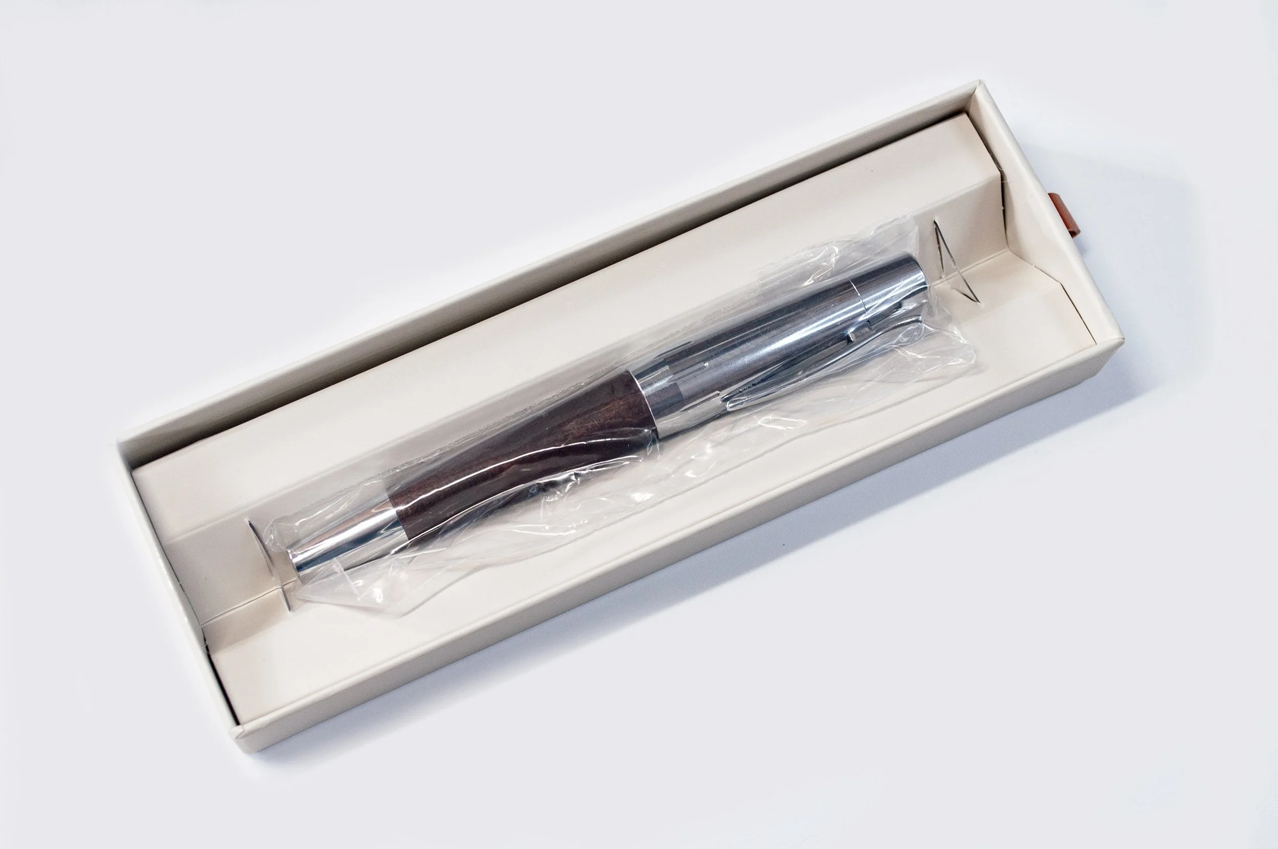 Faber Castell e-Motion Stained Pear Wood Fountain Pen Review | Artist ...