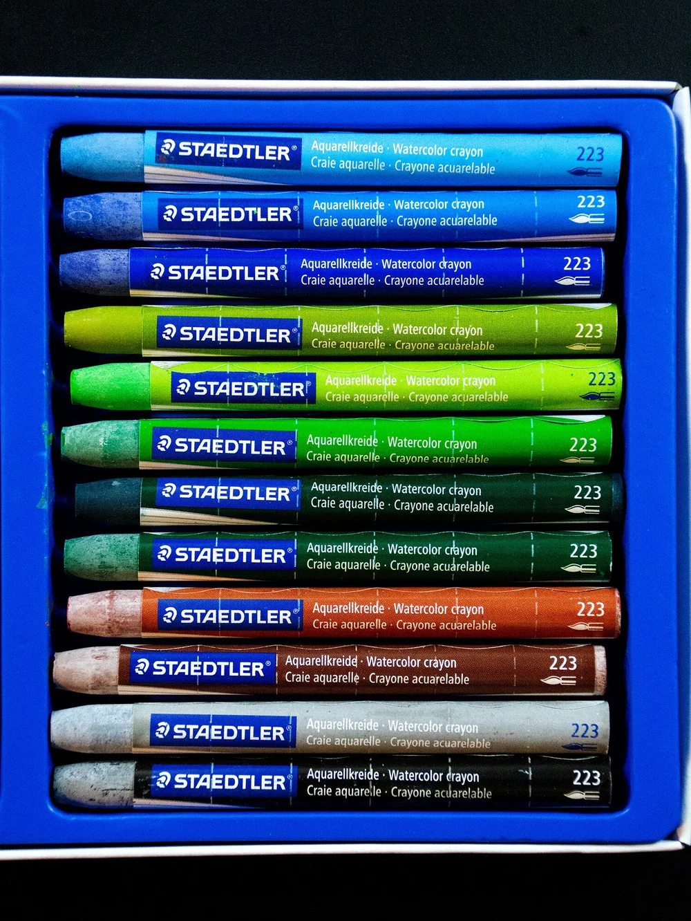 Staedtler Watercolour Crayons Review, Staedtler Design Journey Range ...