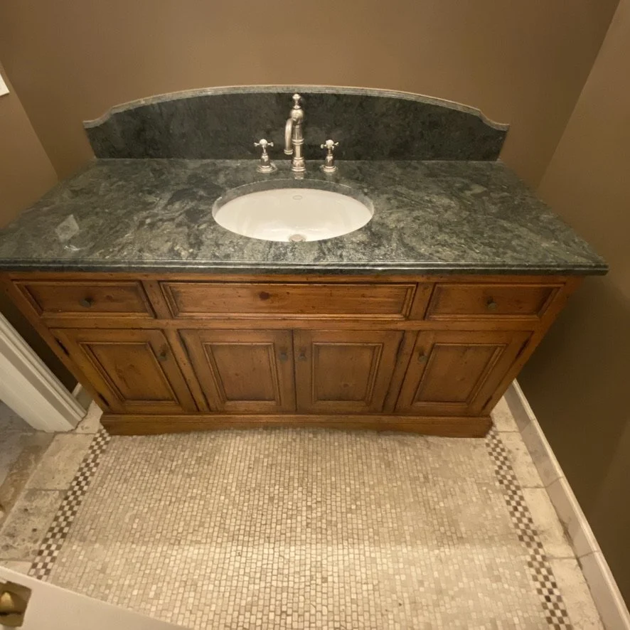 Salvaged Bathroom Inventory — Murco Recycling