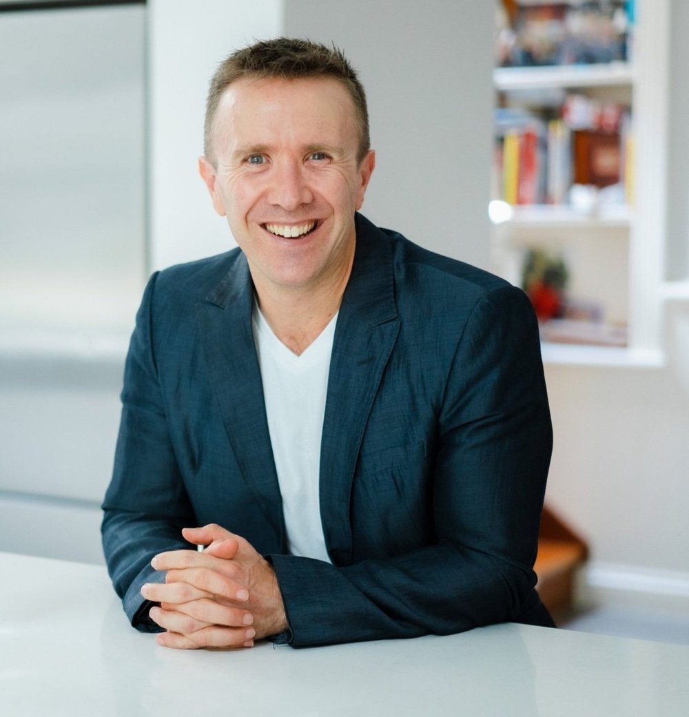 Dr Adam Fraser