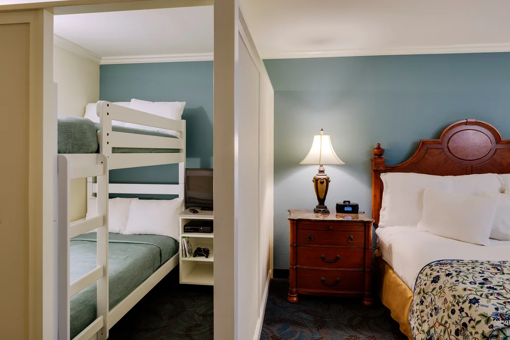 Suites | Bar Harbor Regency