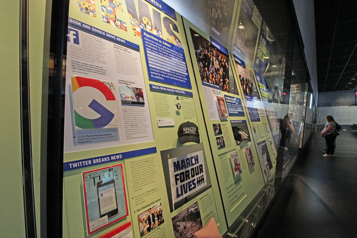 Newseum | Collection