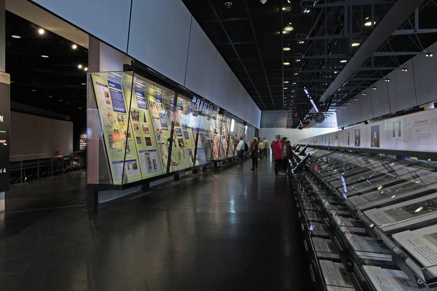 Newseum | Collection