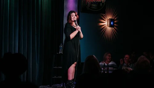 MONNA — Claws Out Comedy