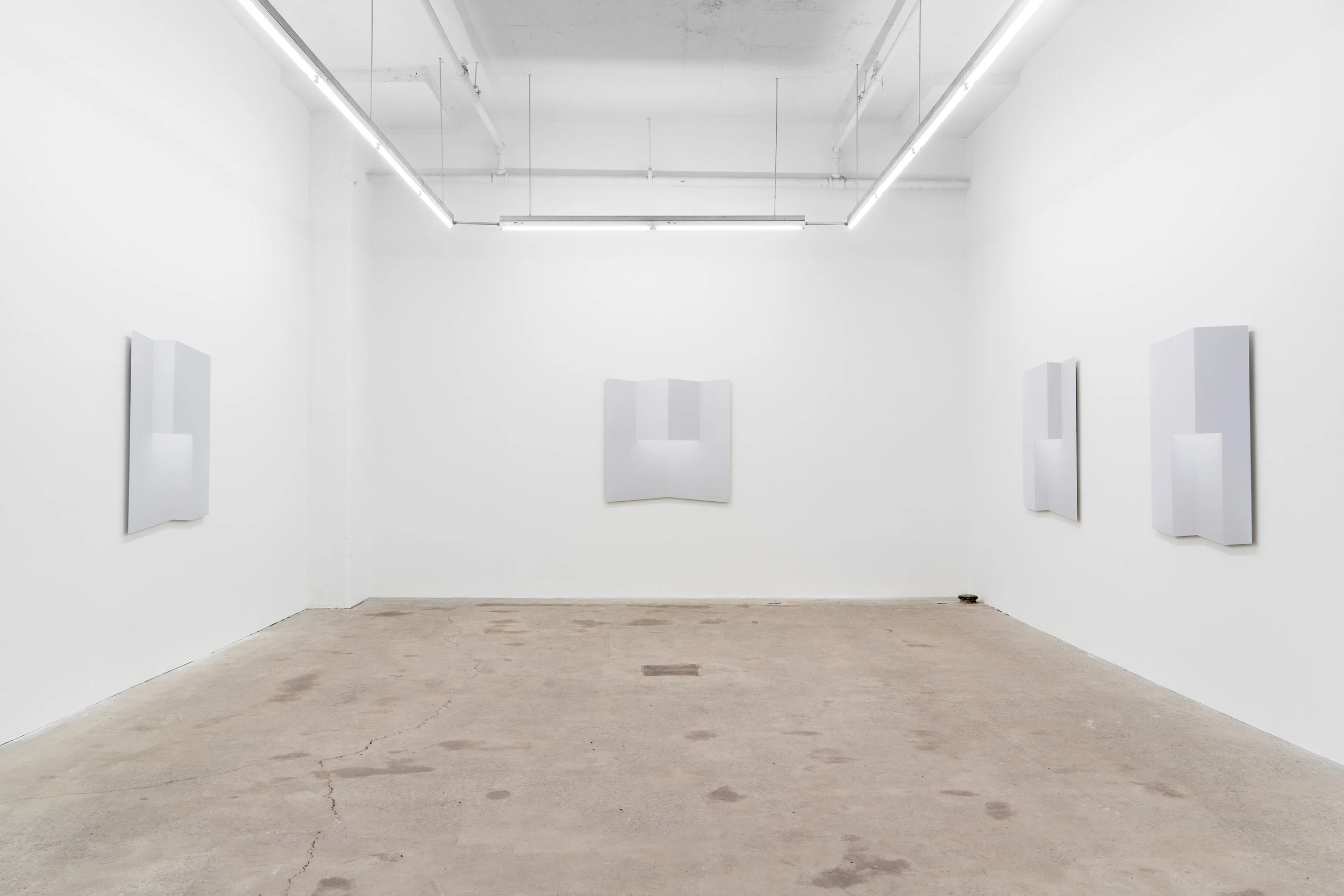 Caroline Cloutier | Photographie, Abstraction et Géométrie Contemporaine — Galerie Nicolas Robert