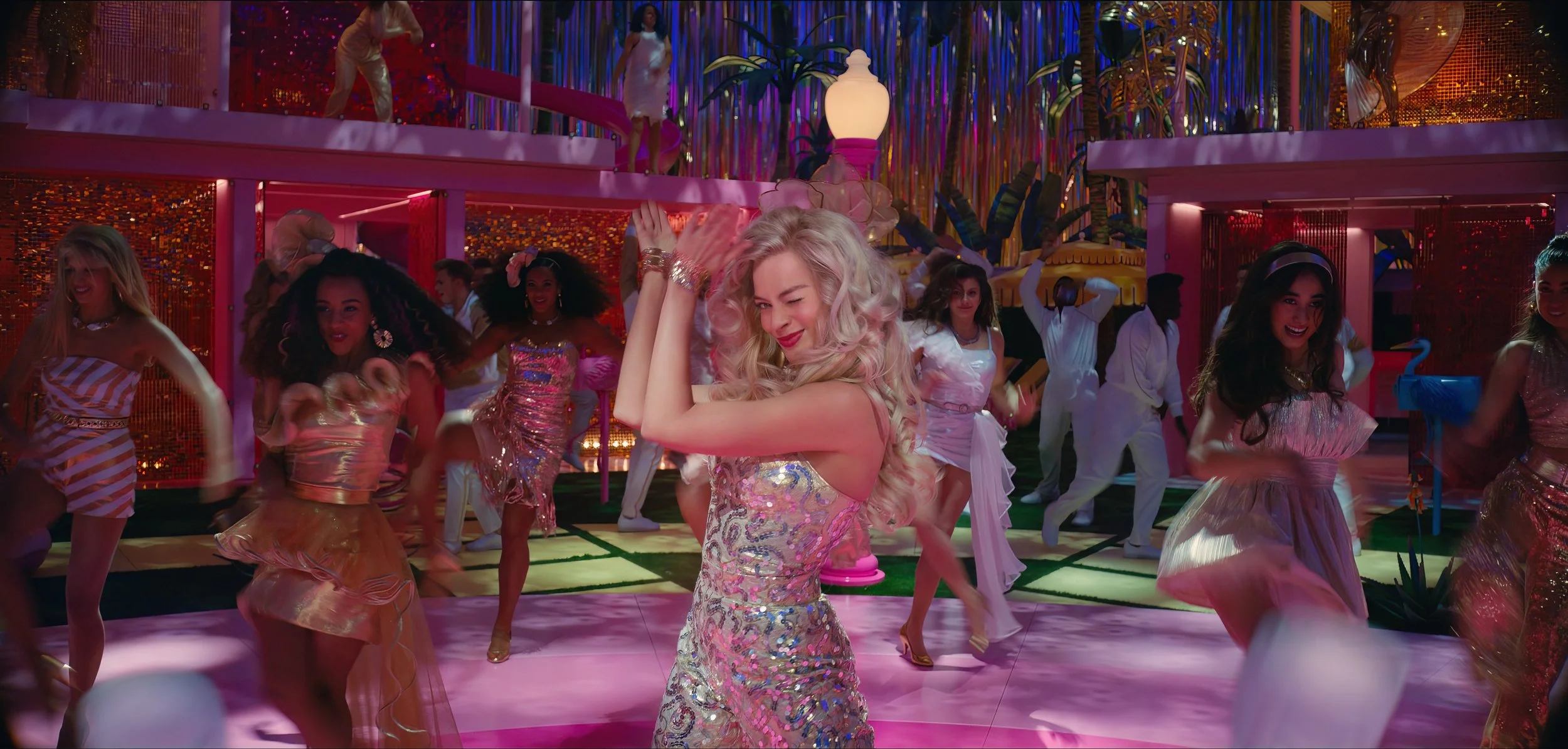 El Elenco De Barbie — TheaterEars