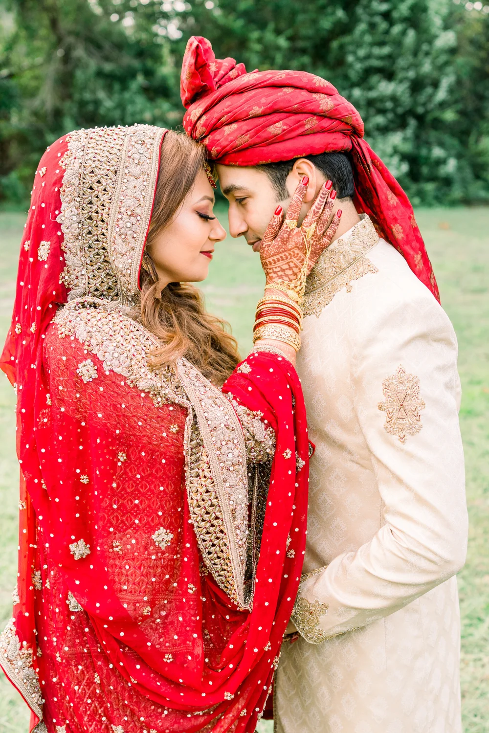 Pakistani Bride And Groom Romantic