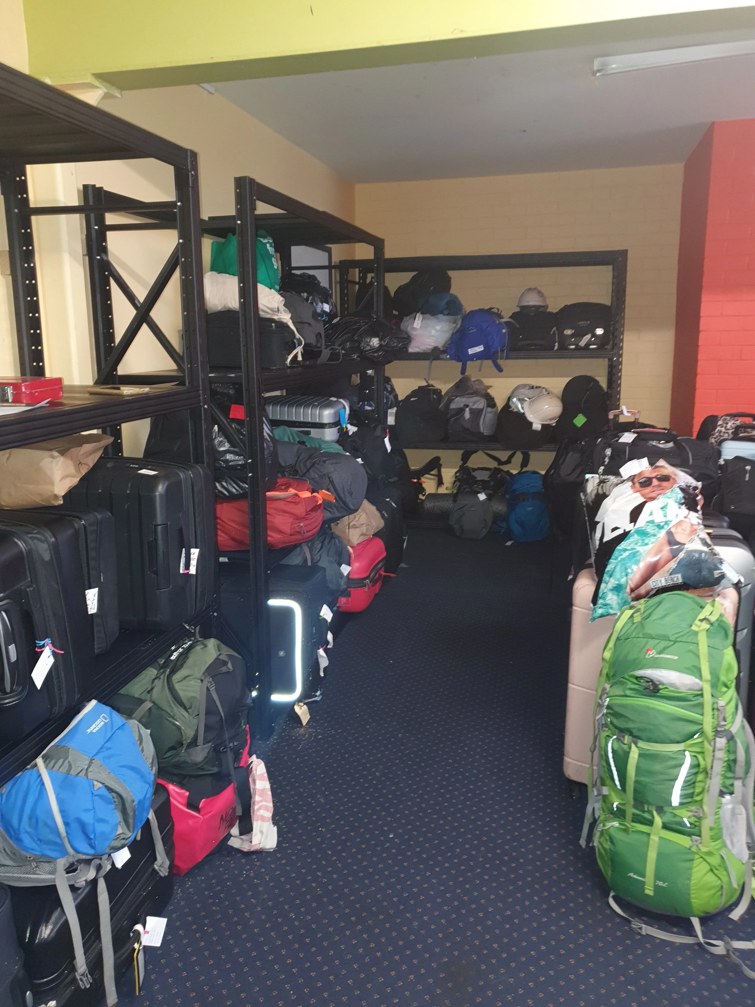 Billabong Backpackers Resort - Perth Backpackers Hostel