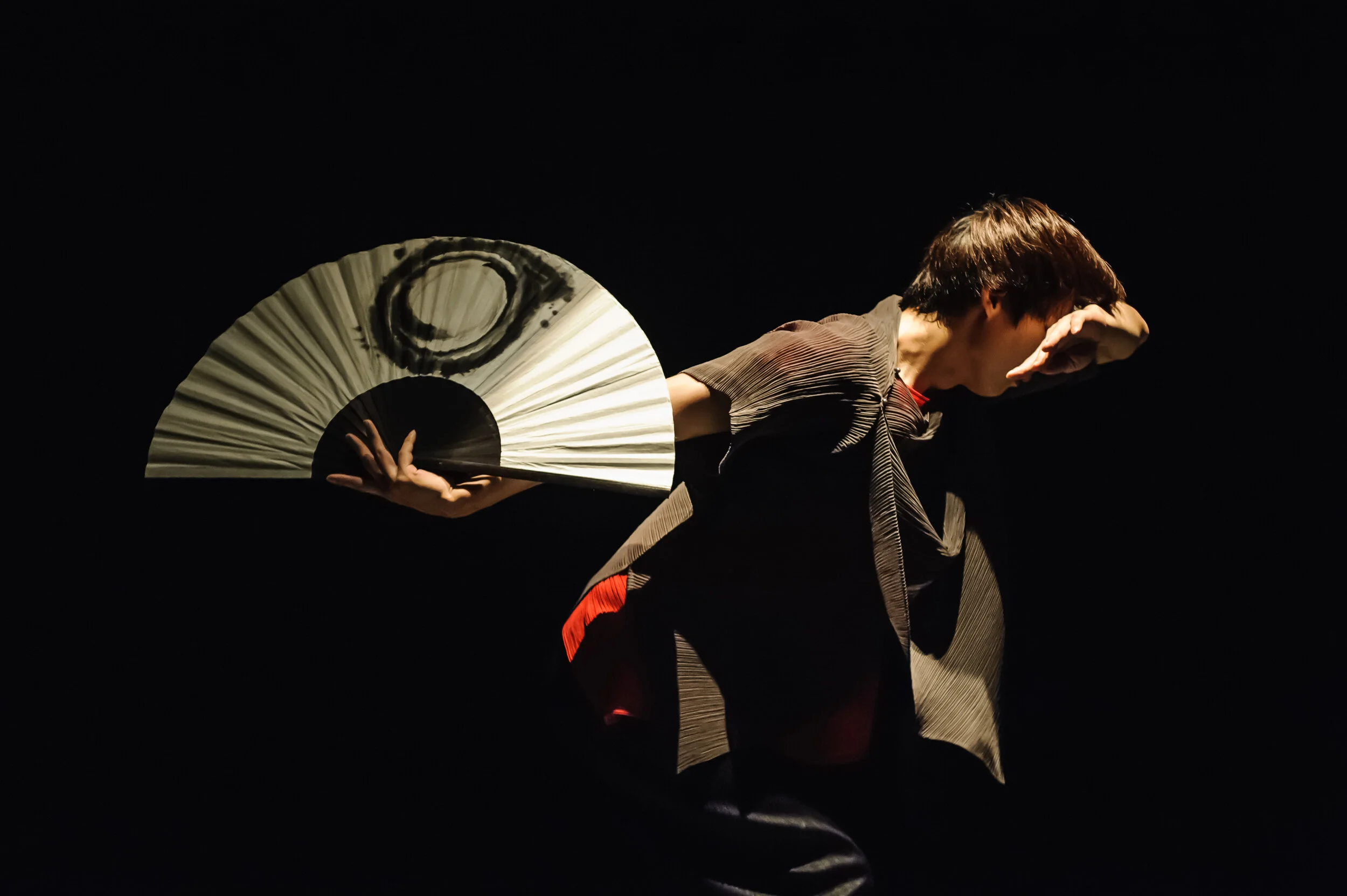 Goreum, Traditional Korean Dance with Jae Seung Kim and Maholra Dance ...