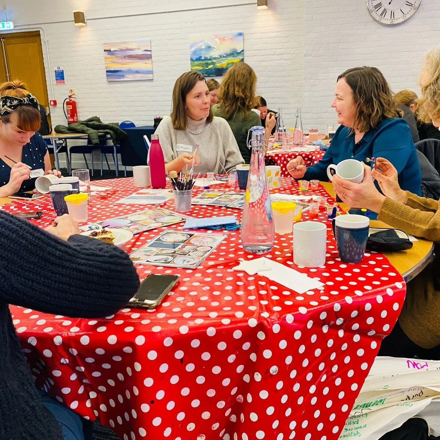 About Us | The Crafty Hen