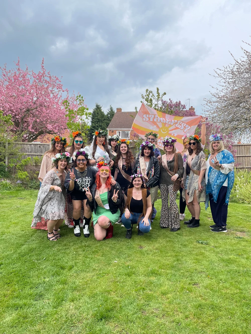 A Seamless Hen : Top Tips for Planning your Besties Hen Do | The Crafty Hen