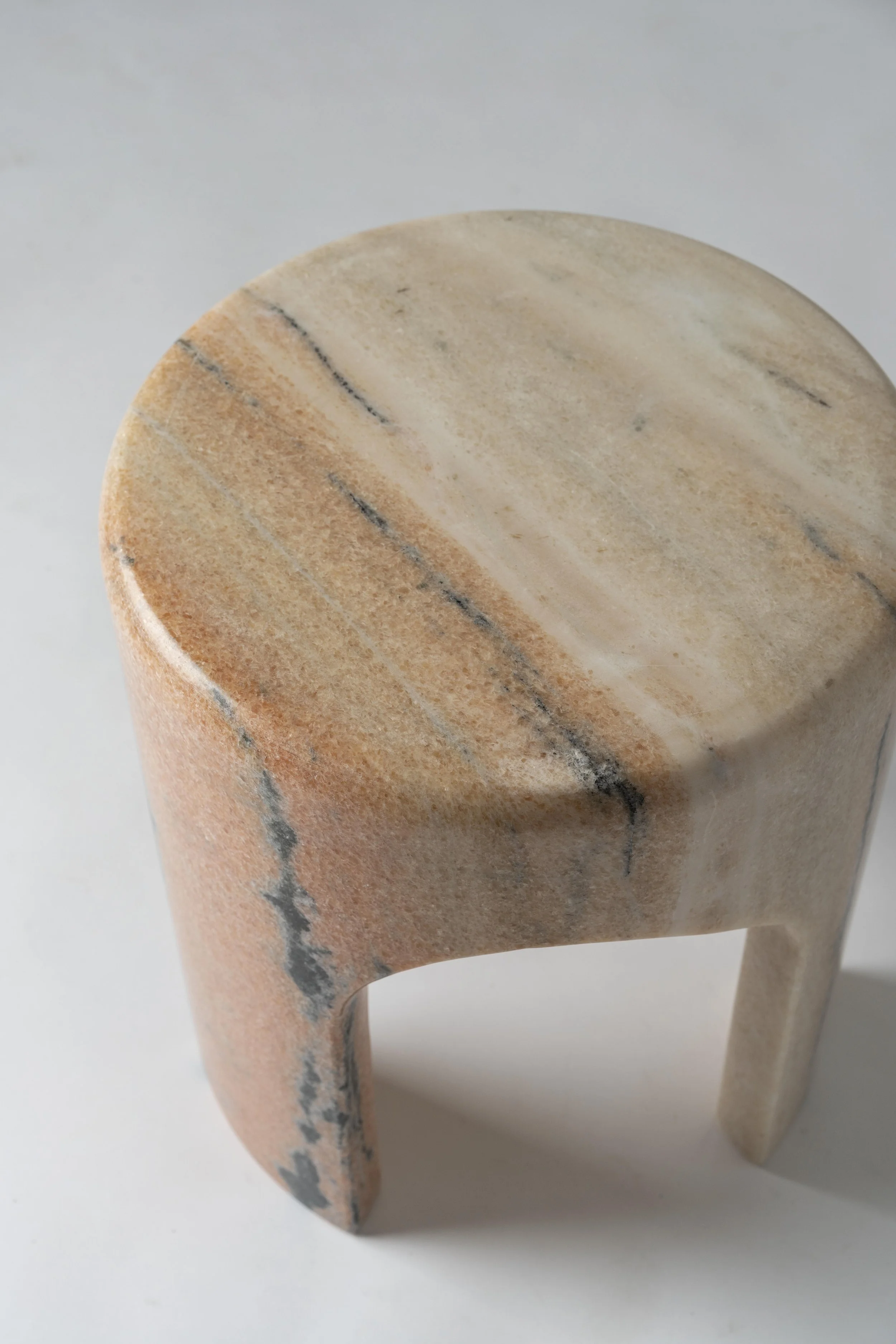 Marble scoop table — Ravi Vazirani design studio