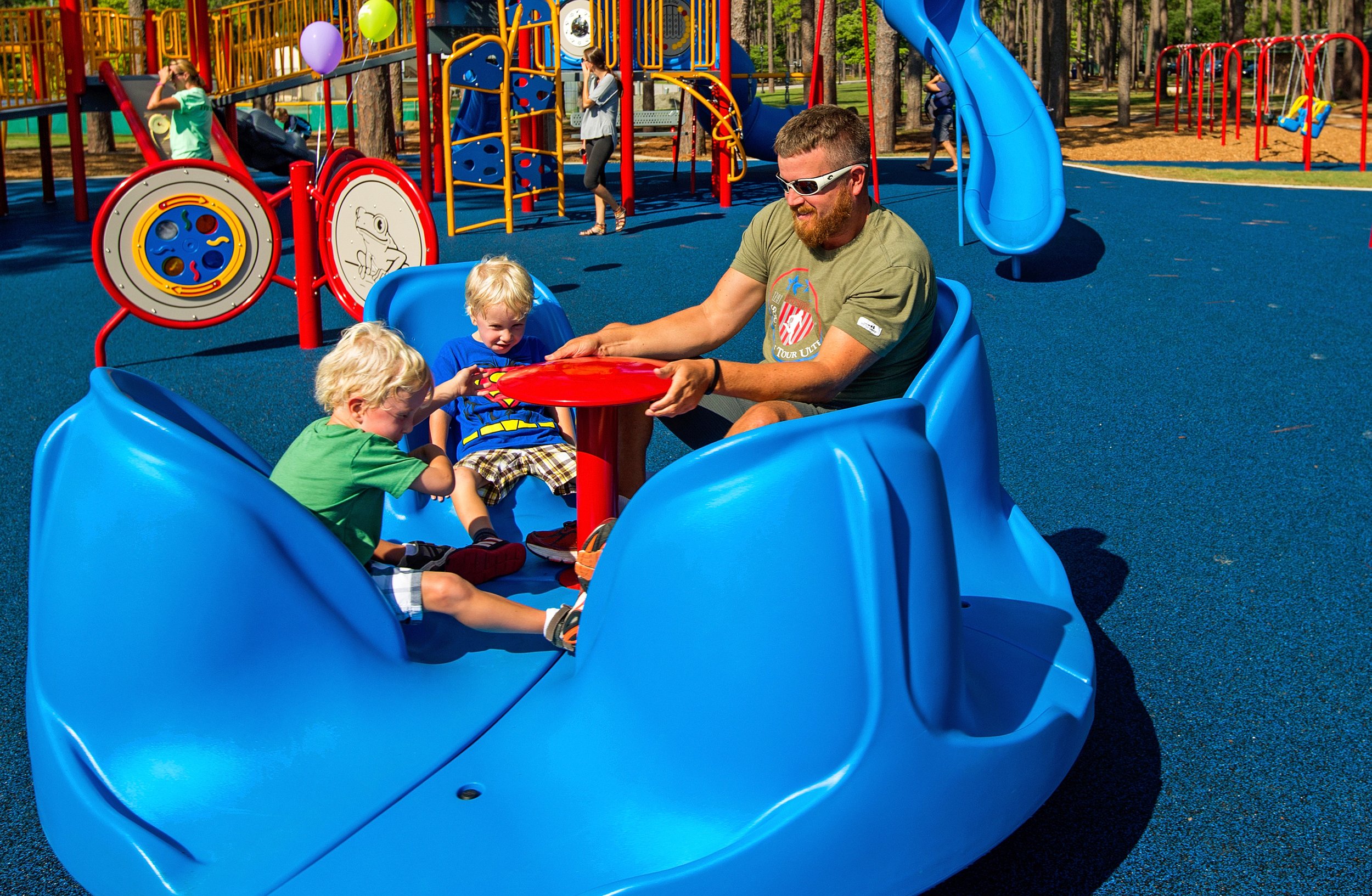 Why Intergenerational Play Matters Building Stronger Communities ...
