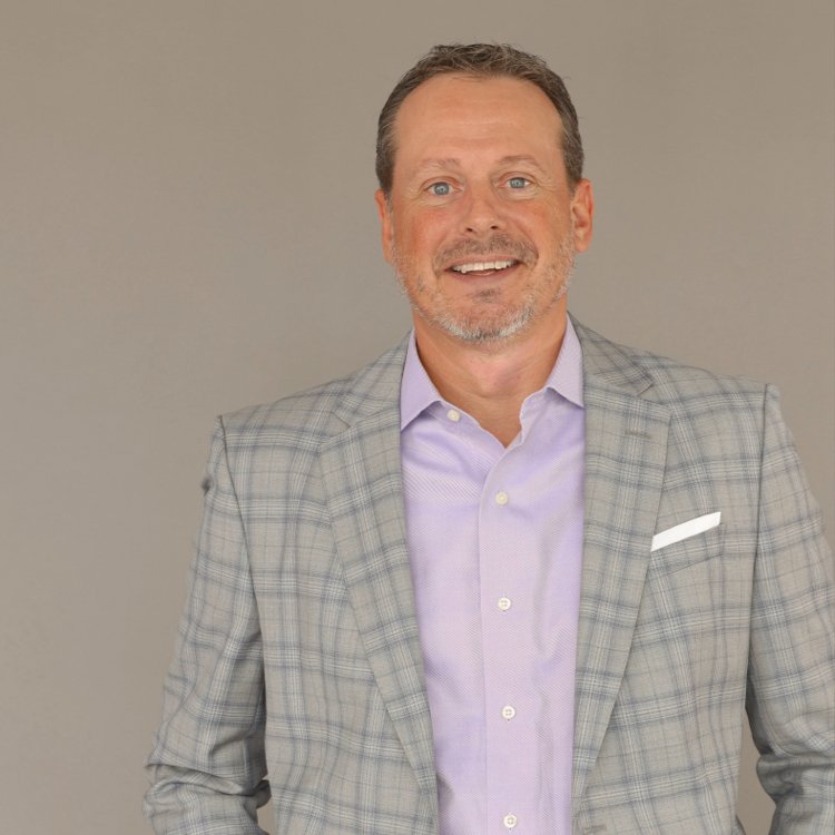 Eric Gavin — MAKEREADY™