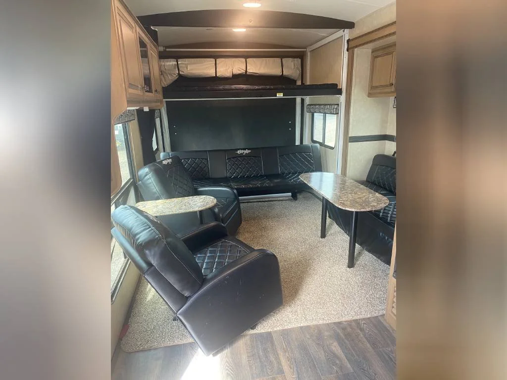 Used 2016 Cruiser Rv Corp Travel Trailer Toy Hauler RV STRYKER 2912 ...