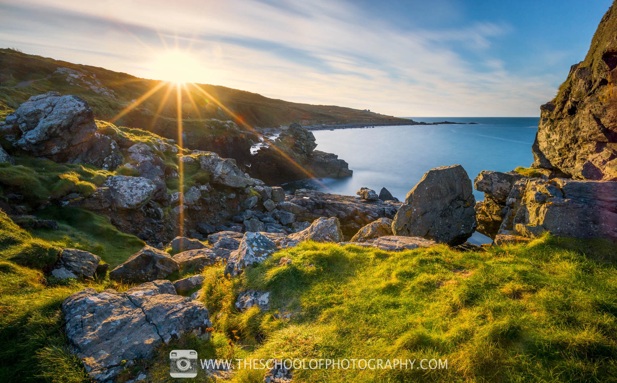 Camera Lens Hoods – Explained — The School of Photography - Courses, Tutorials & Books