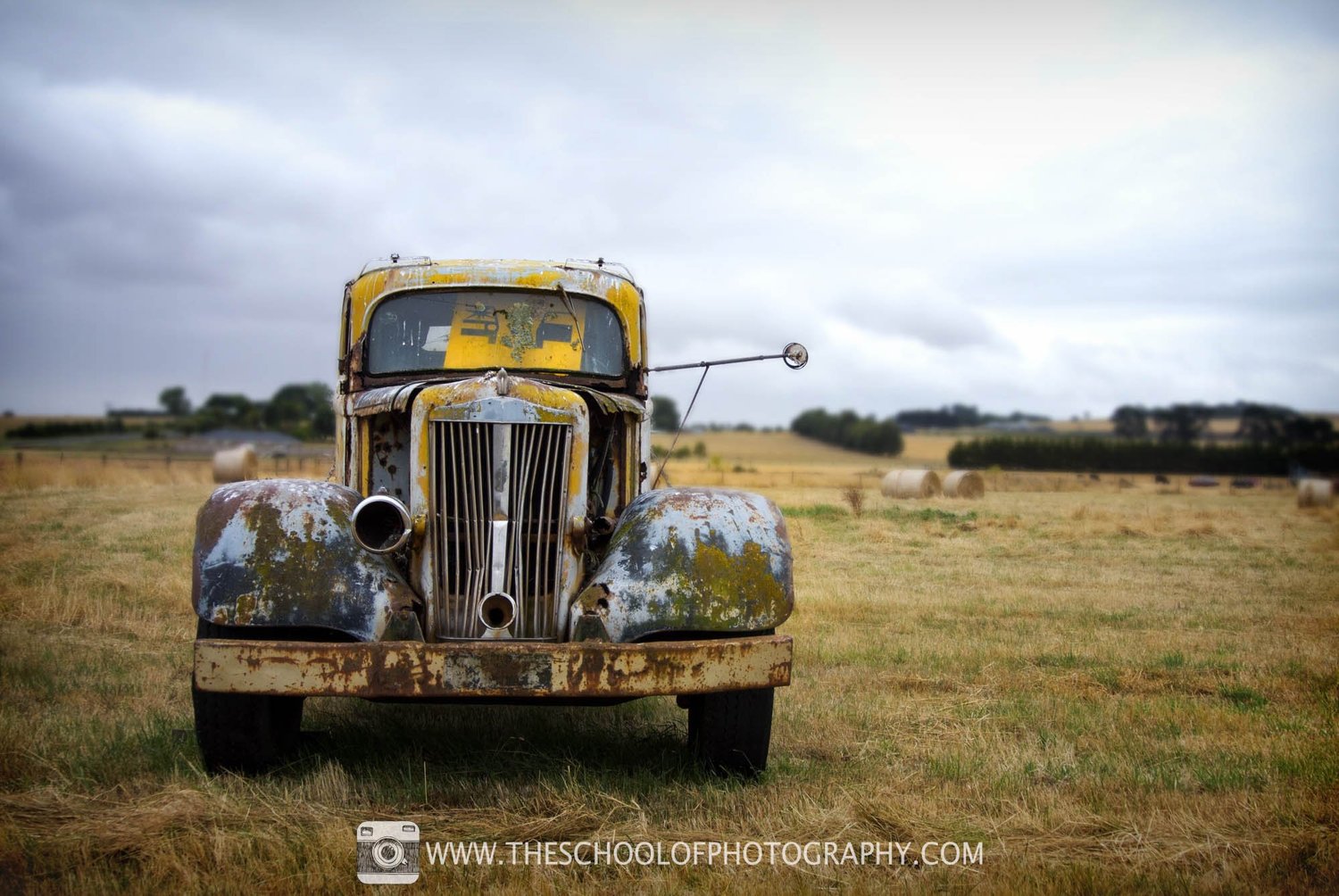 How To Create Light Leak Photography - Plus 30 FREE Preset Overlays ...