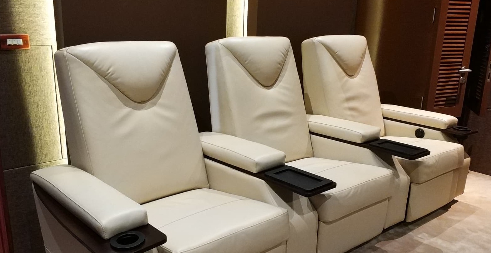Luxury Home Theater Seating makes a Cinema Special — H3 Digital - Smart ...