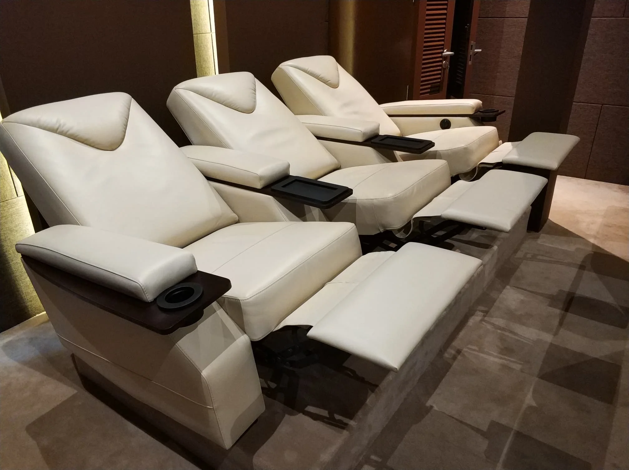Luxury Home Theater Seating makes a Cinema Special — H3 Digital - Smart ...