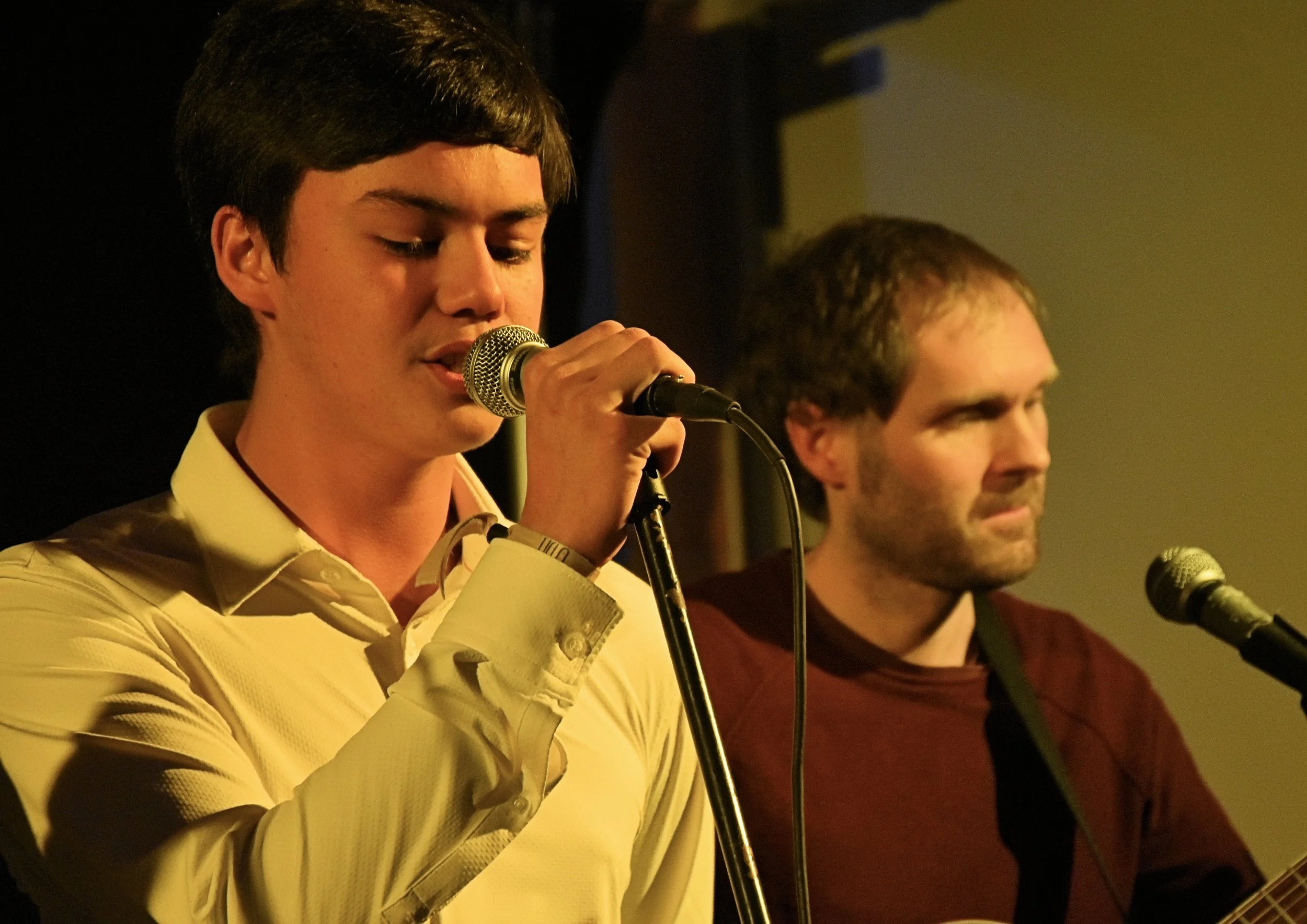 Real Noise geht raus aus dem Proberaum und rauf auf die Bühne ...