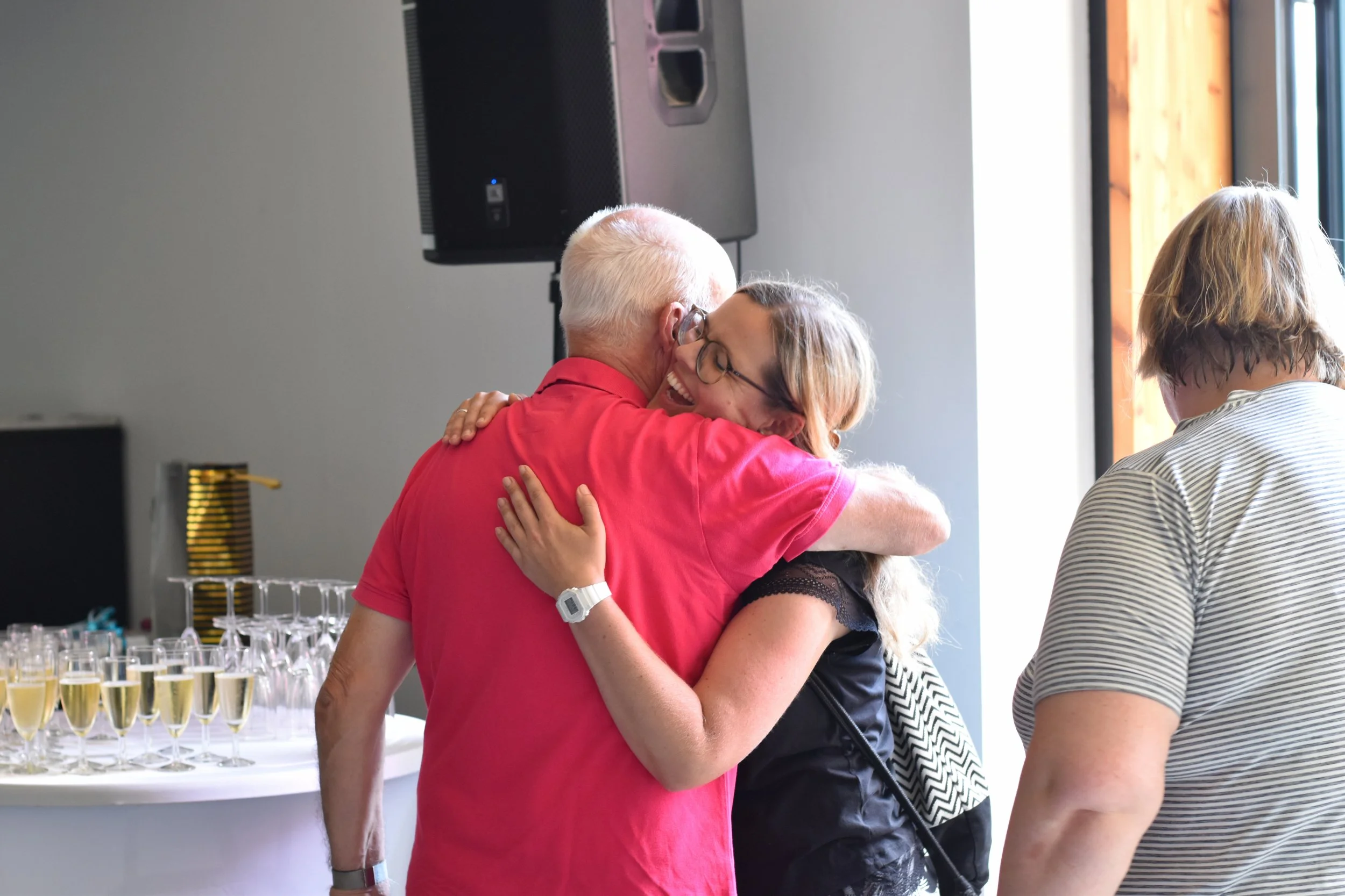 Musiklehrer Bernd Lennartz in den Ruhestand verabschiedet — Heinrich-Roth-Realschule plus