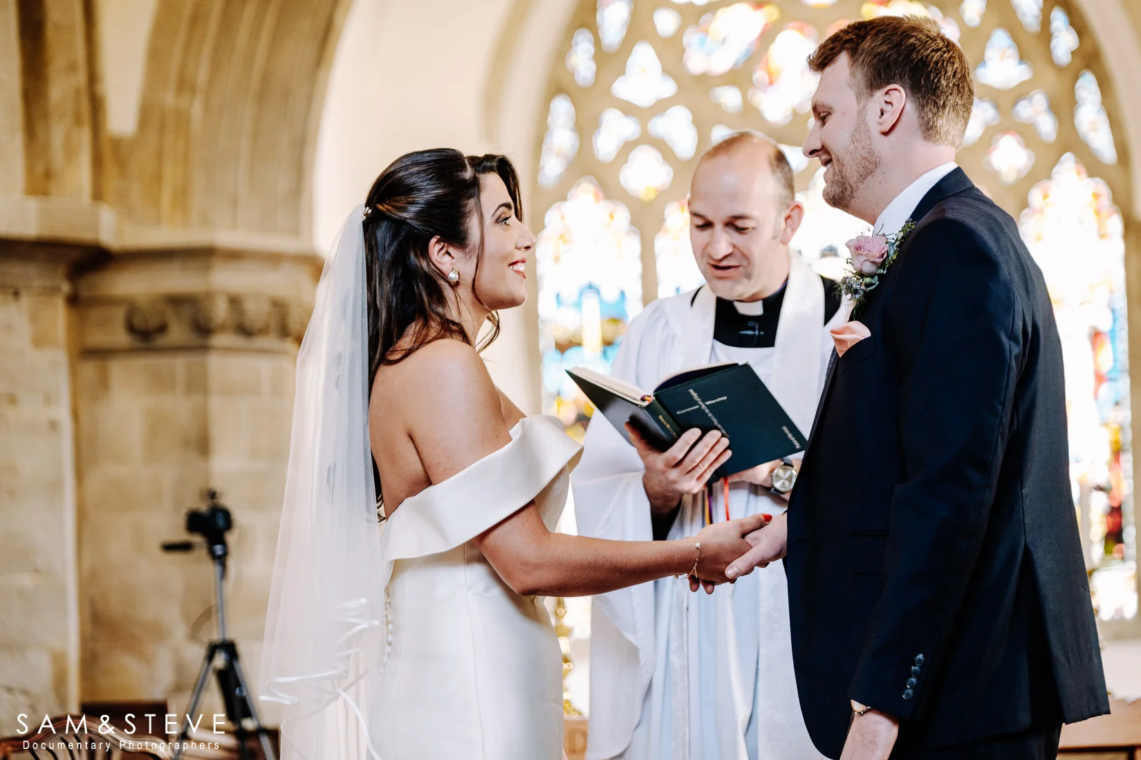 Notley Tythe Barn Wedding Photography: Josie and Rick