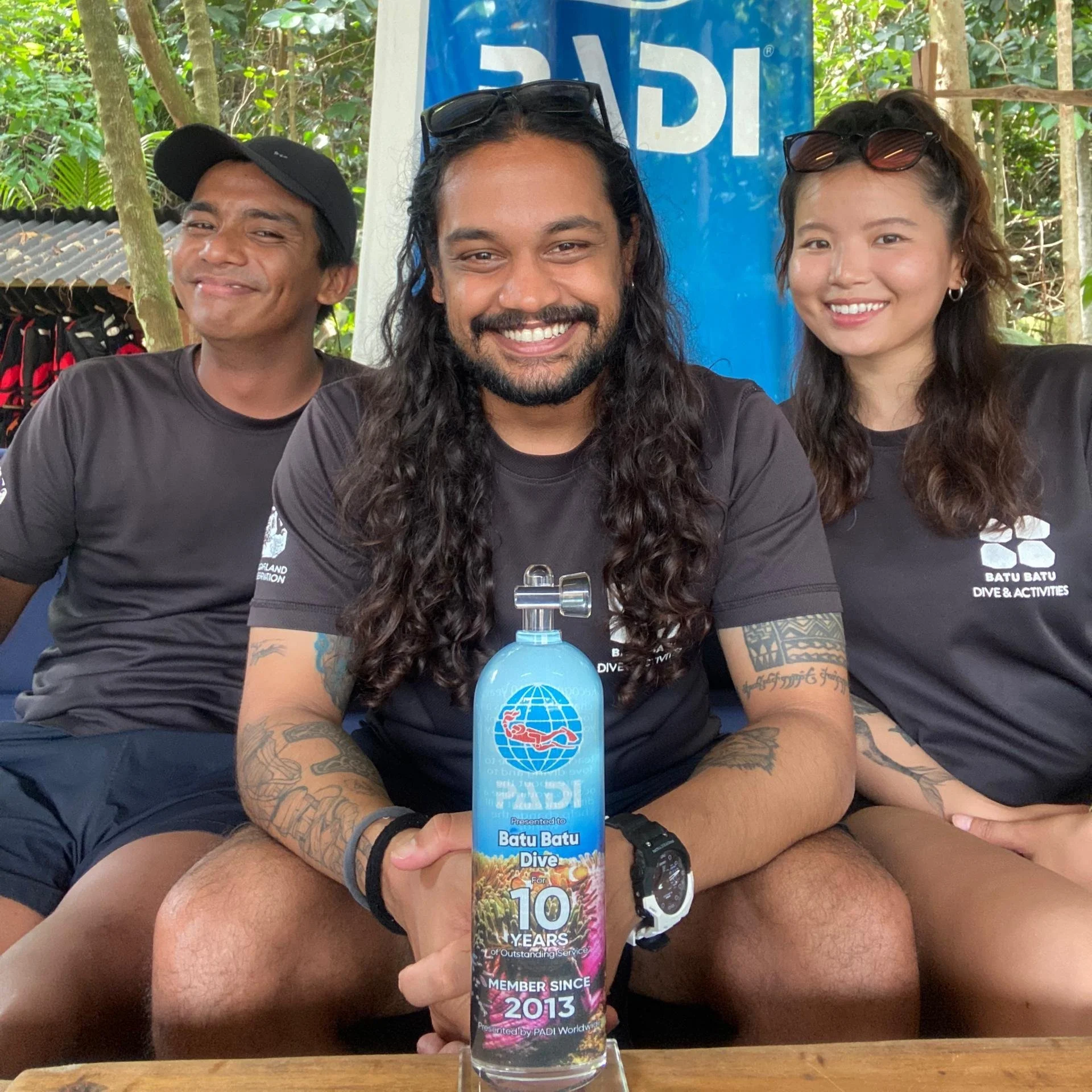 Batu Batu Dive our PADI 5 Star Dive Centre Awarded 10 Years Outstanding ...