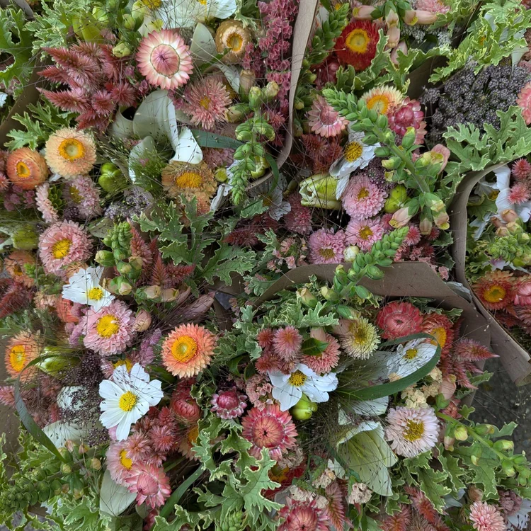 Perfect Color Palettes For Stunning Bouquets — Three Acre Farm