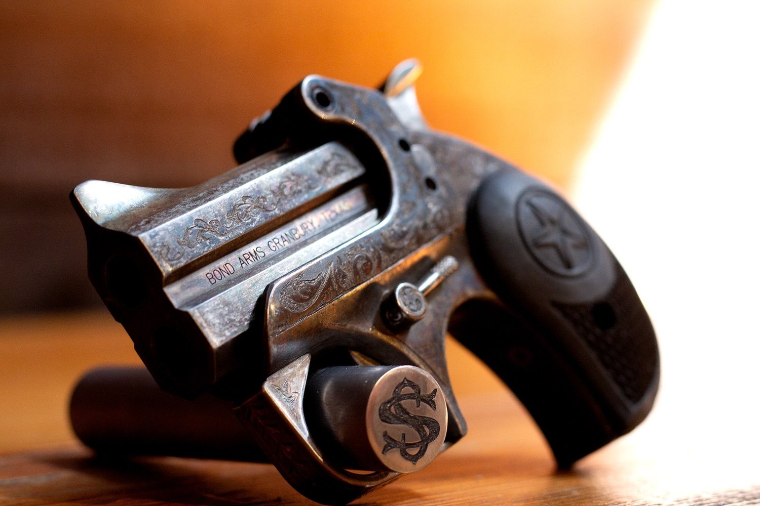 Texas Gun Engraving: Traditional Hand Engraving on Guns and Knives ...