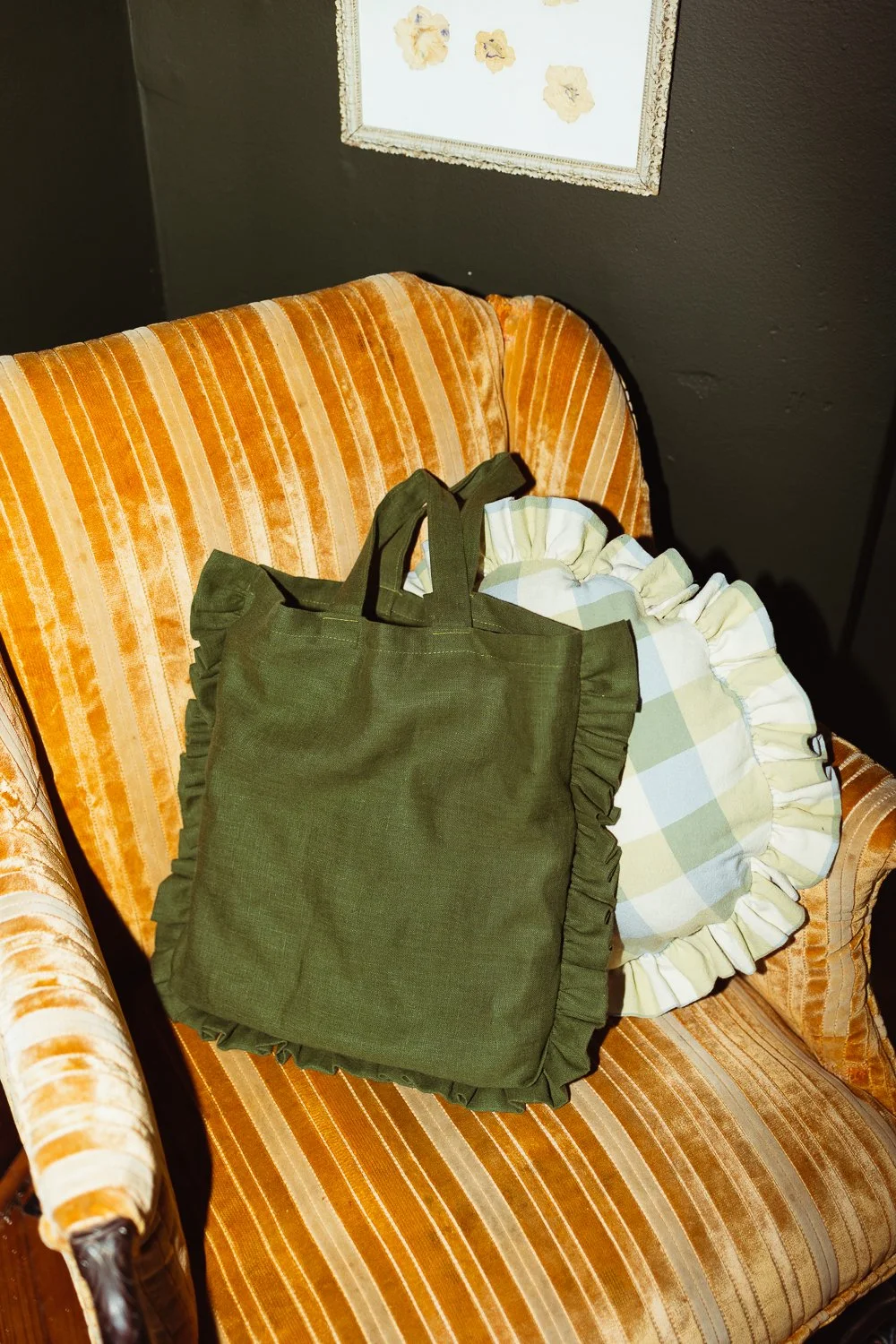 Green Linen Ruffle Tote — Sarah Kirsten