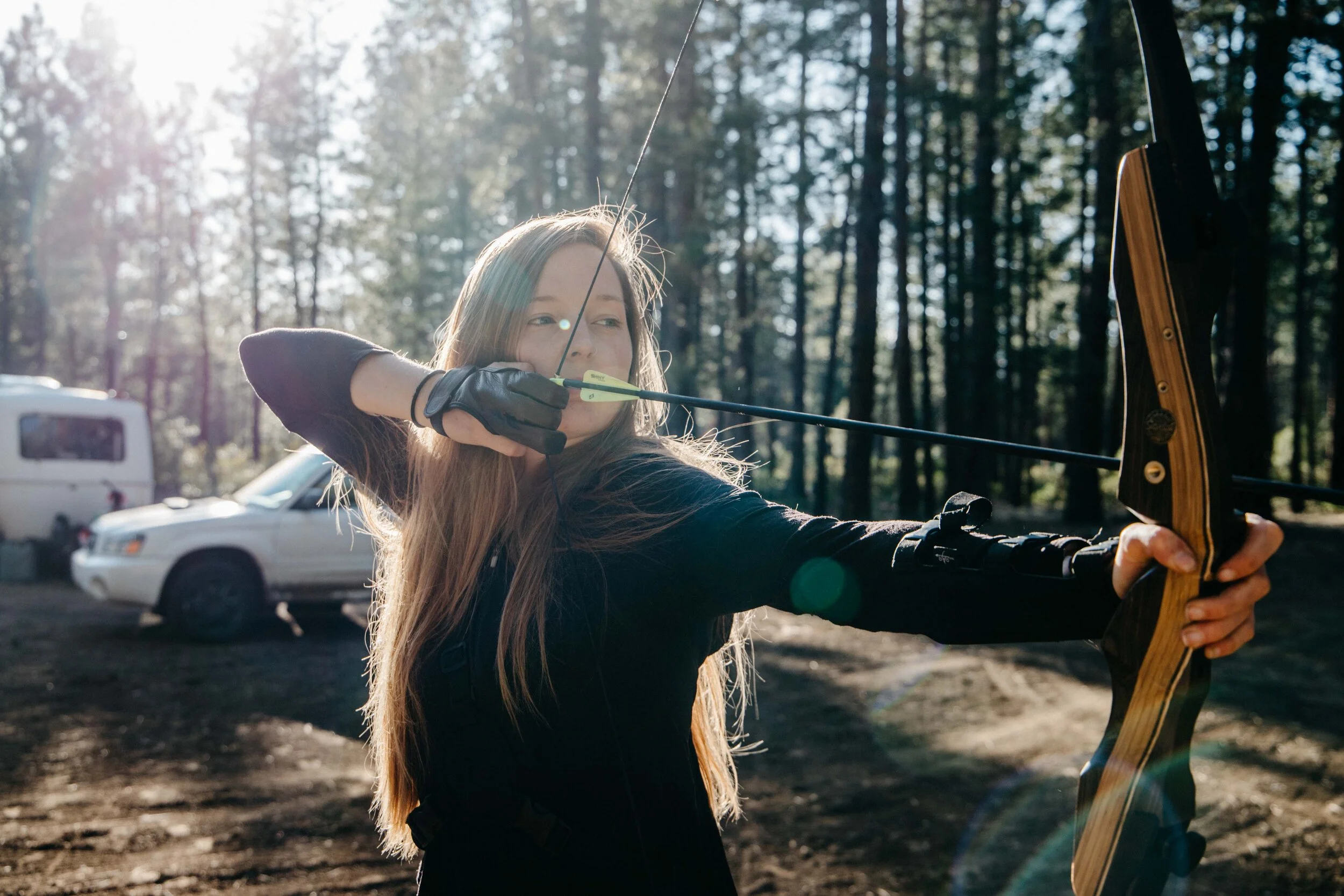 Girl Archery Hunting Wallpaper
