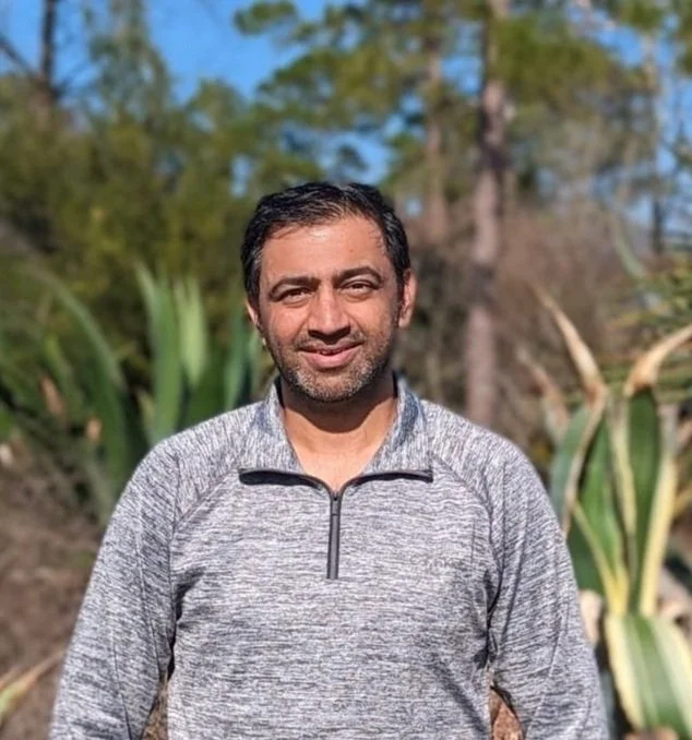 Dr. Santosh Sanjel — The Grozinger Lab