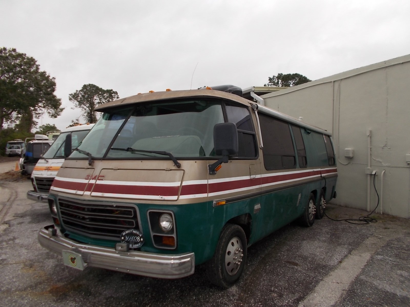 GMC Motorhomes For Sale — Alex Sirum Vintage GMC Alex Sirum Vintage GMC ...