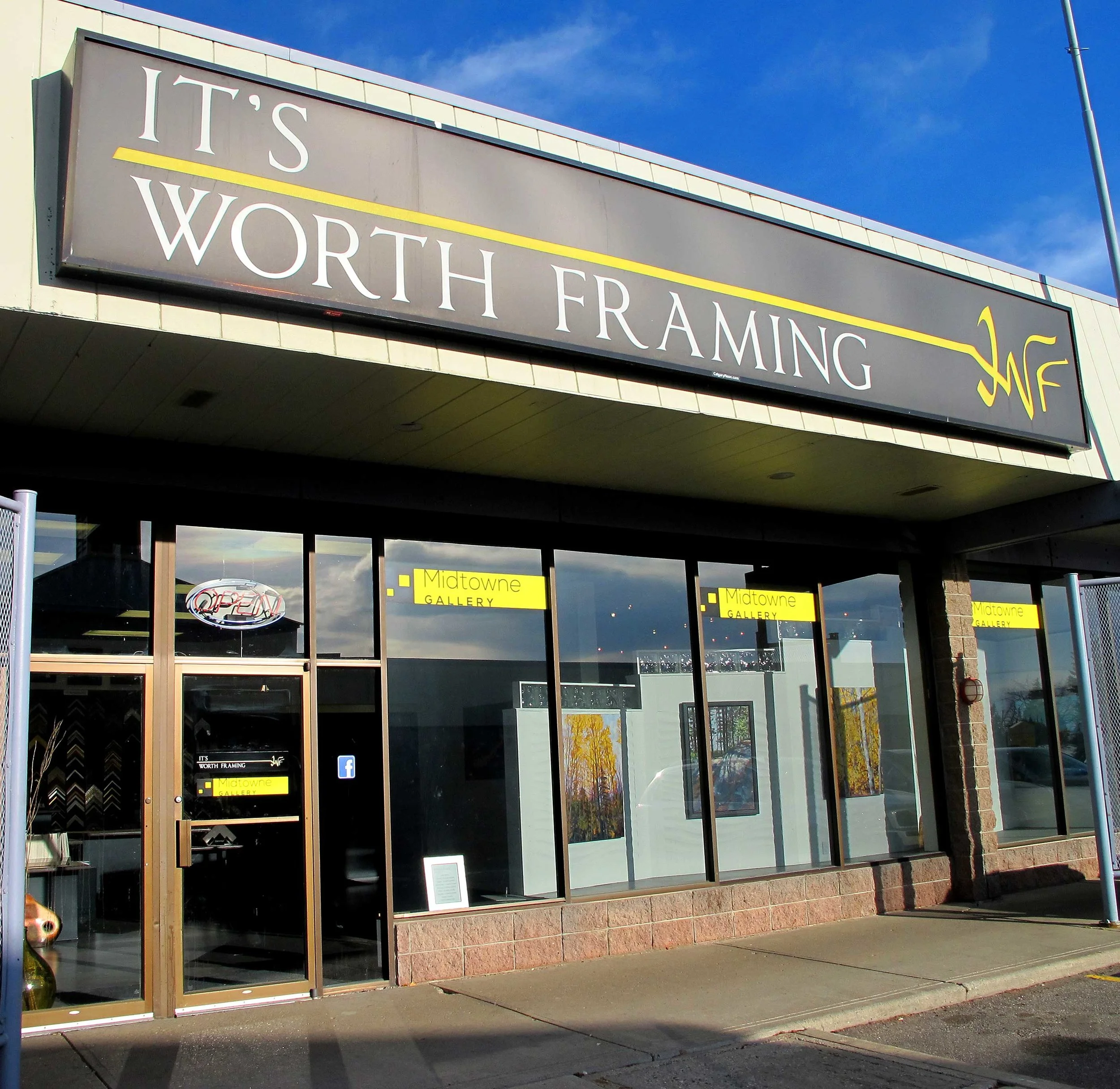Custom Picture Frames & Art Consultants In Calgary — Its Worth Framing