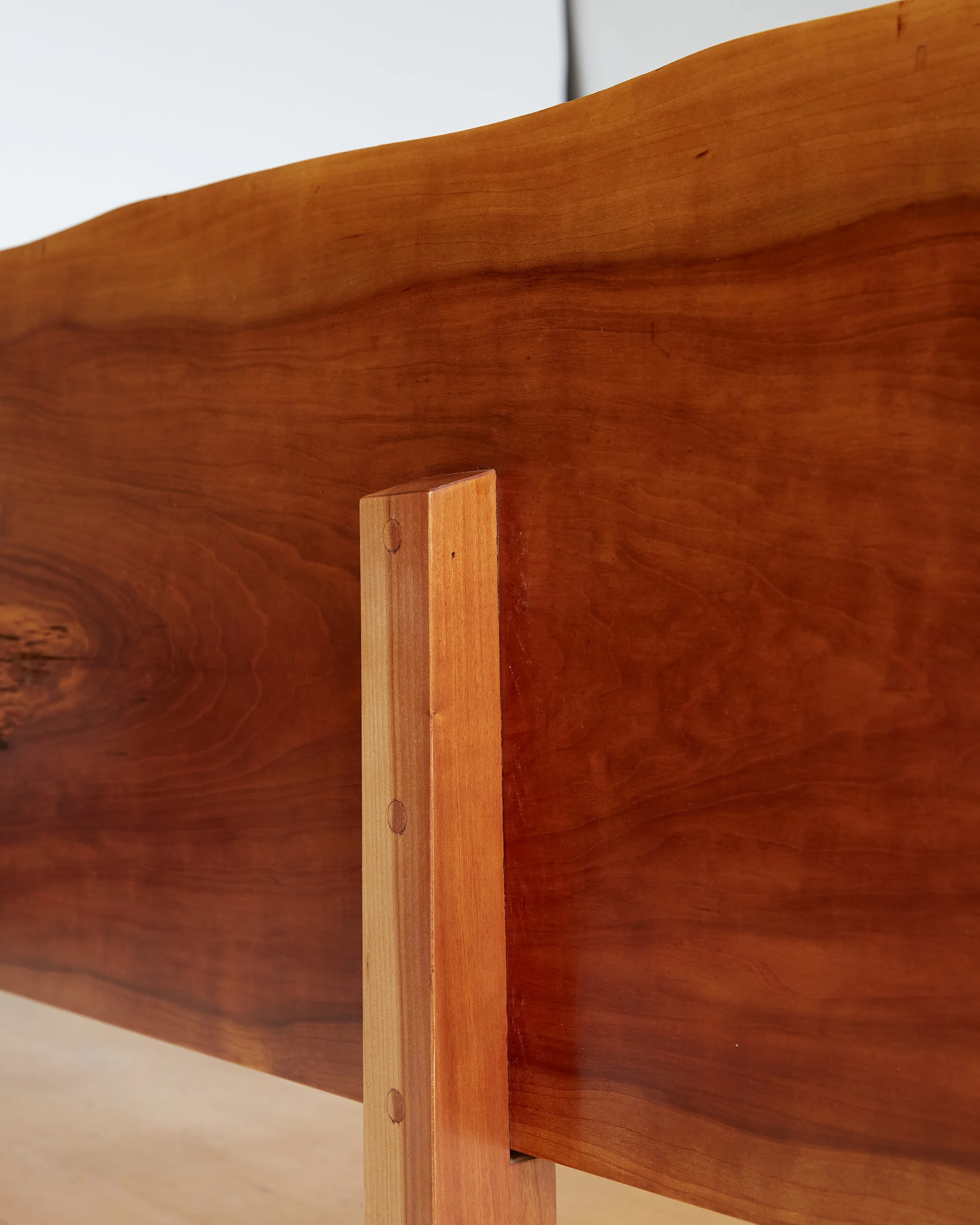 Early George Nakashima Daybed/Sofa — FORM Atelier
