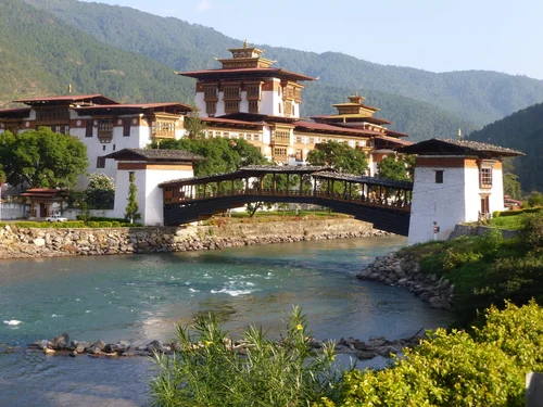 Paro Festival — Beyond the Clouds