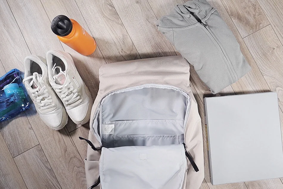 Everlane ReNew Transit Backpack Review - Hands-On with Everlane's Best ...