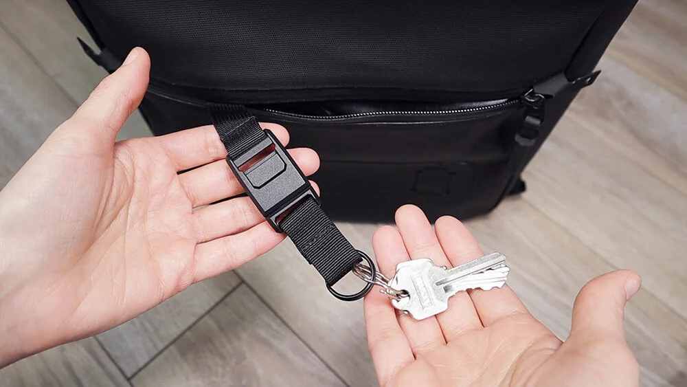 Black Ember Citadel R2 Review & Waterproof Test - The best everyday ...