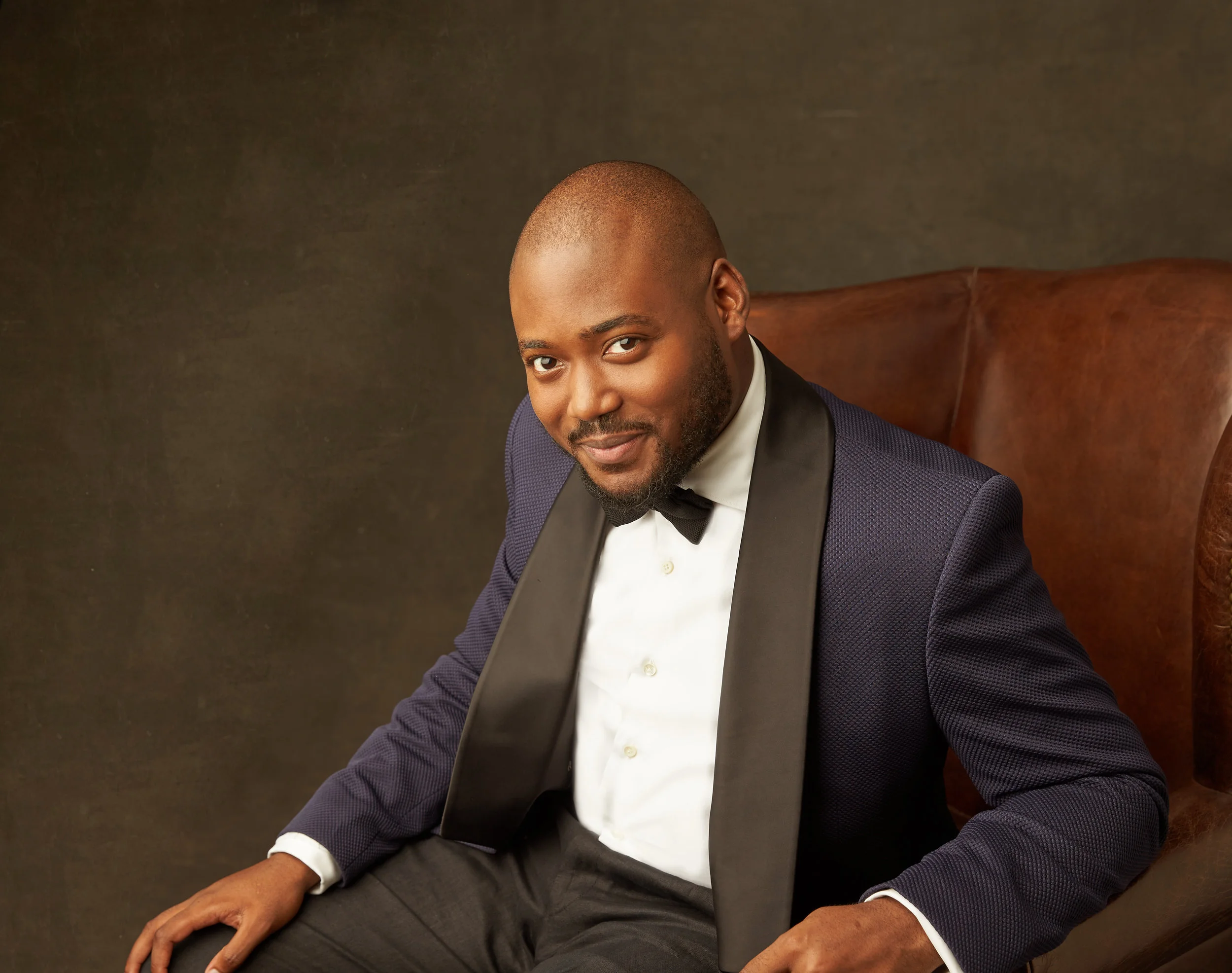 Gallery — Adeolu Adefarasin
