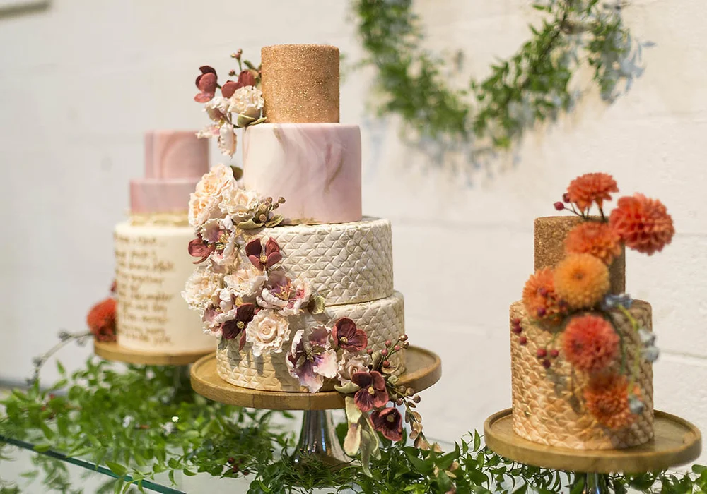 Featured Cakes — Autumn Nomad Cakes & Cafe