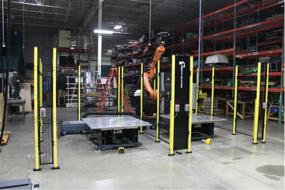 Robotic Trimming & Deflashing for Plastic Parts | Robotic Solutions