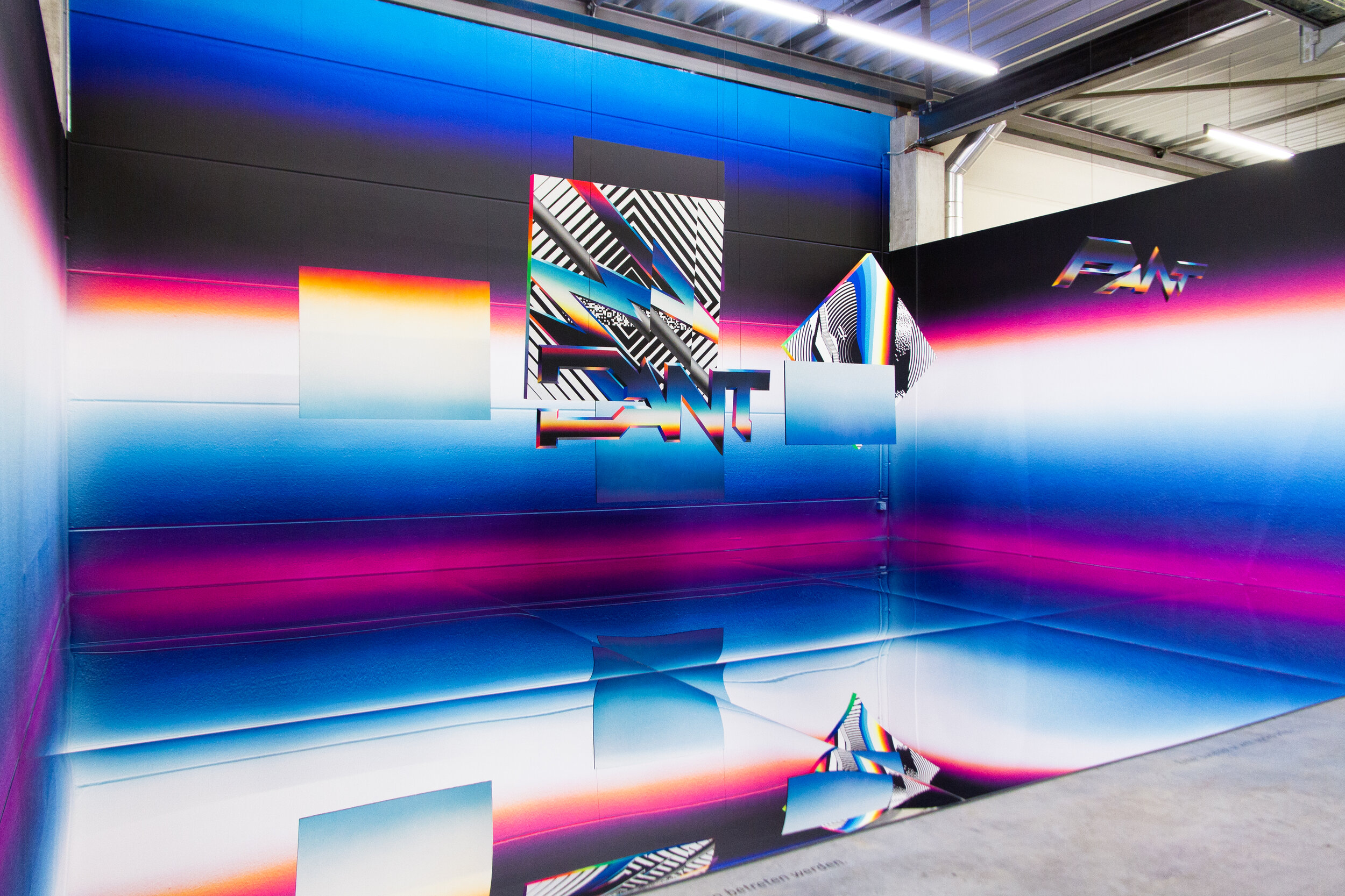 FELIPE PANTONE — New Page
