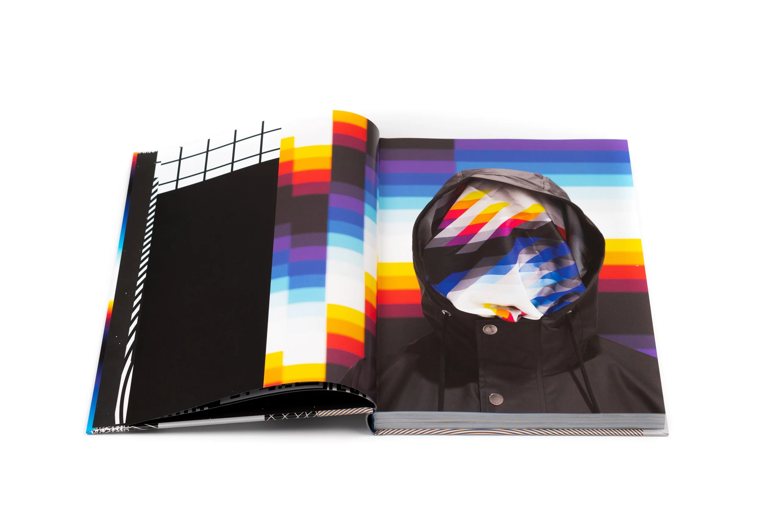 FELIPE PANTONE — PRAESENTIA
