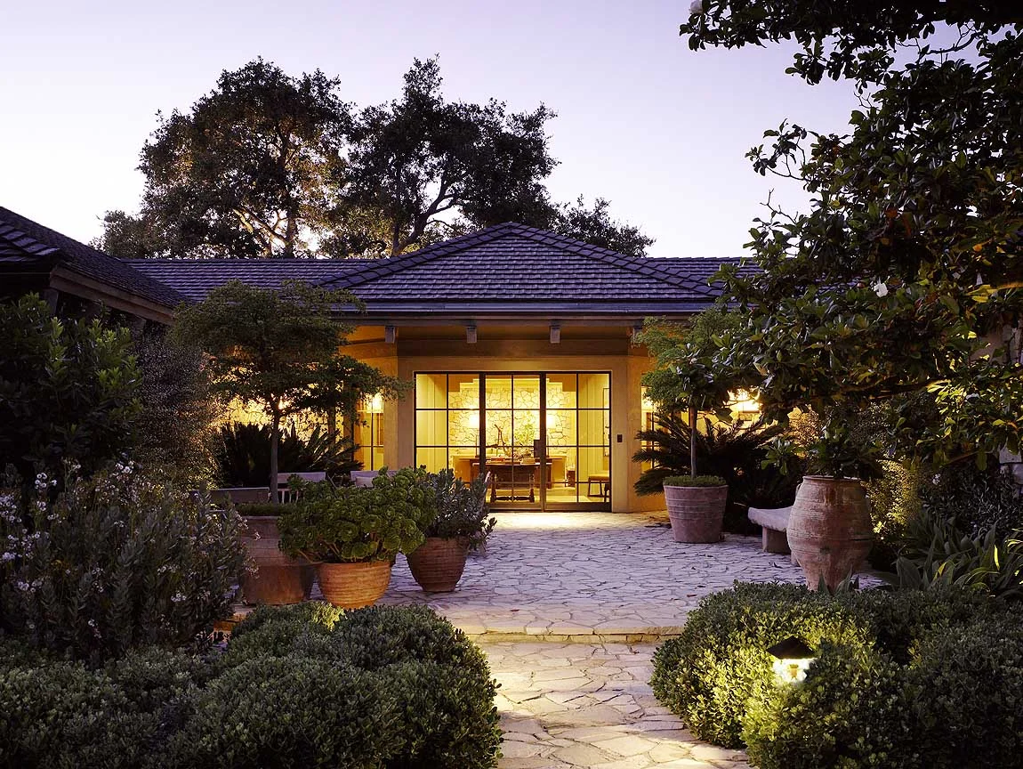 Equestrian Estate — THE WISEMAN GROUP