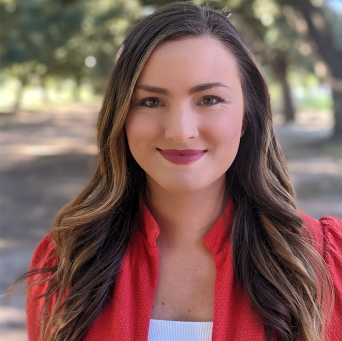 Lia Smith's Instagram, Twitter & Facebook on IDCrawl