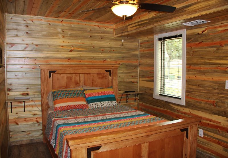 Rio Bella Resort | Trinity Cabin — Rio Bella Resort
