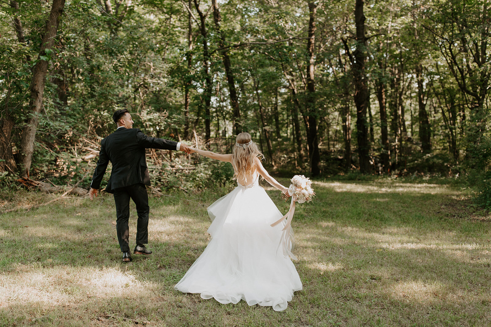 Alexa and Jon || Pella, Iowa — Shelly Sarver Designs | Floral & Event ...